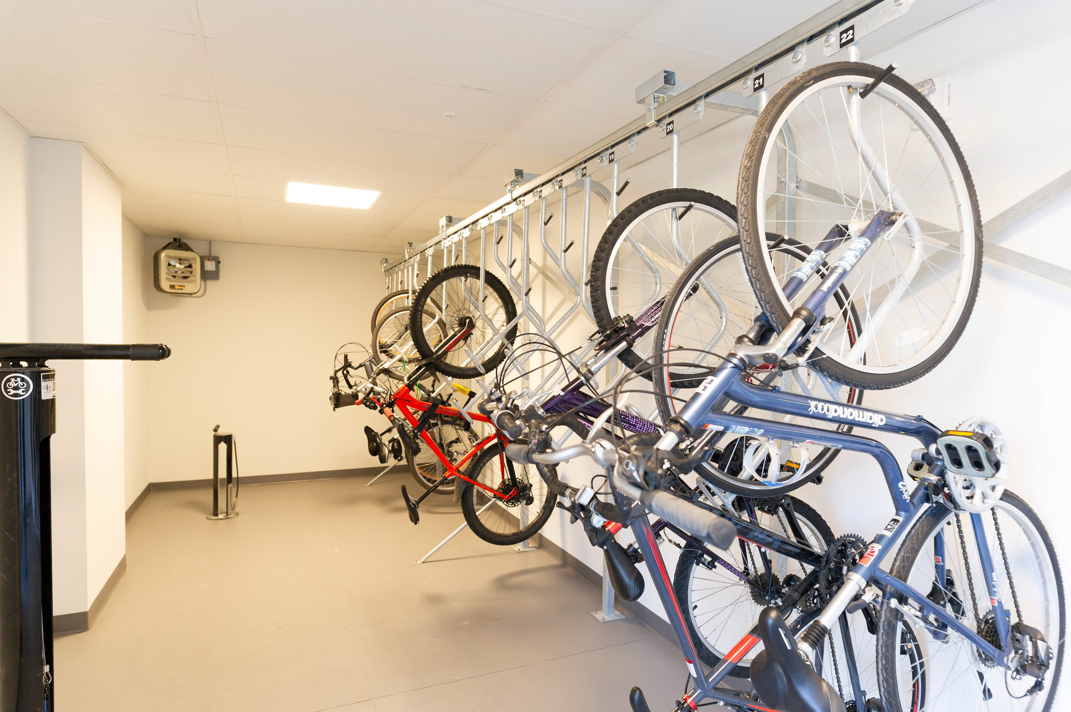 Apartments in Kennett Square | Features & Photos of The Flats at Kennett